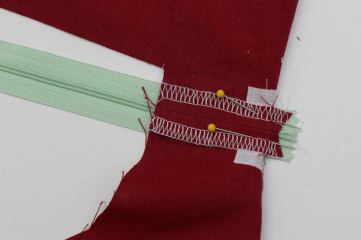 How To Sew An Exposed Zipper - Sew Much Ado