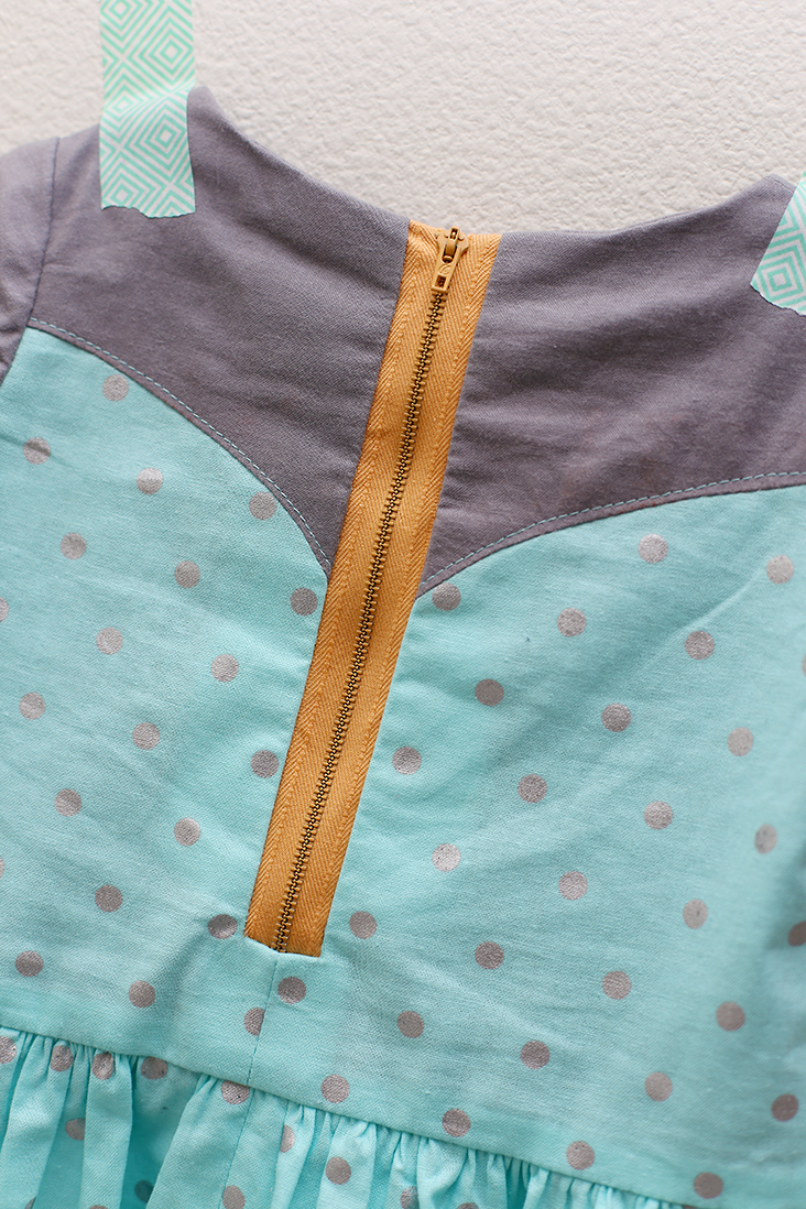 How To Sew An Exposed Zipper - Sew Much Ado