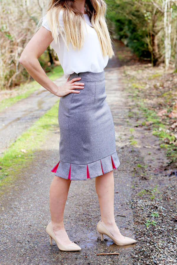 Peekaboo Pleated Hem Tutorial - Sew Much Ado