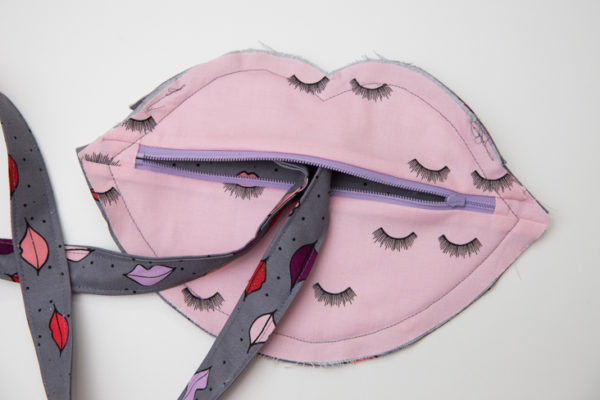 Free Lip Purse Pattern + Tutorial - Sew Much Ado