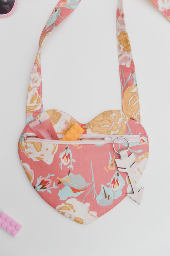 DIY Girl's Heart Purse Tutorial - Sew Much Ado