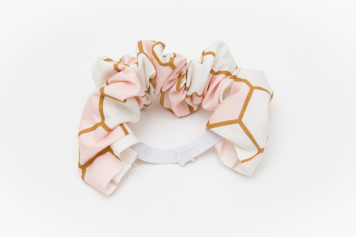 How to Make a Scrunchie - With Free Pattern + Video Tutorial! - Sew ...
