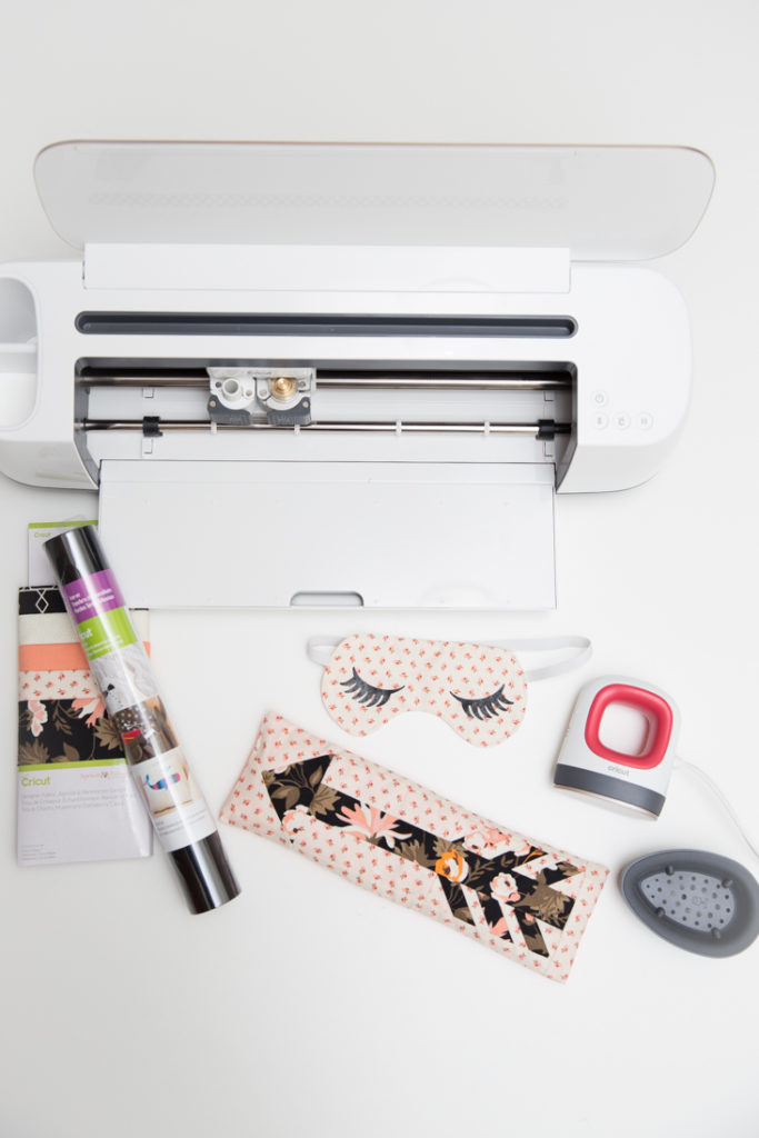 Quilted DIY Rice Bag + Sleep Mask with Cricut + EasyPress Mini - Sew ...