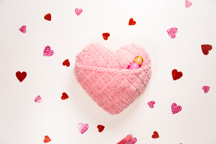 Heart Pillow Pattern - Free PDF Download - Sew Much Ado