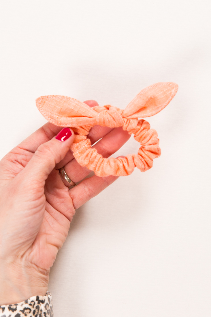 DIY Bow Scrunchies - Mini Style! - Sew Much Ado